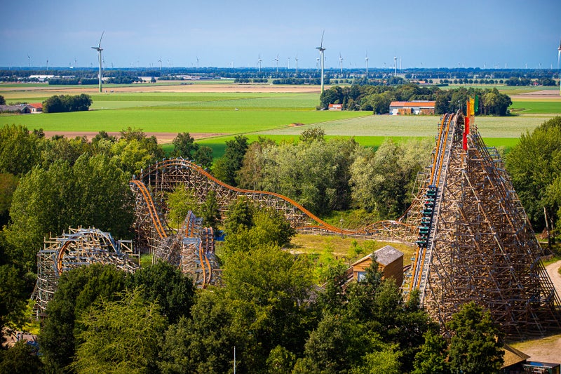 UNTAMED: hybrid coaster in Walibi Holland