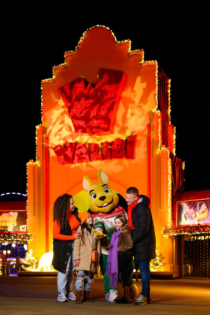 Bright Nights during the christmas holidays｜Walibi Holland