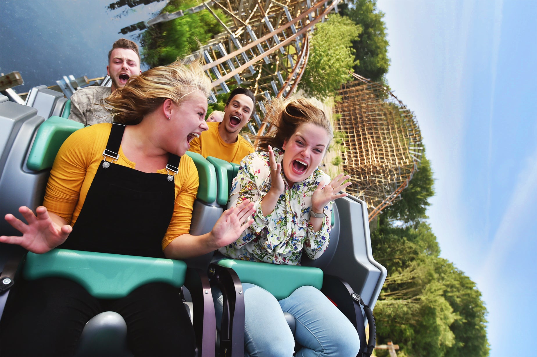 UNTAMED: hybrid coaster in Walibi Holland
